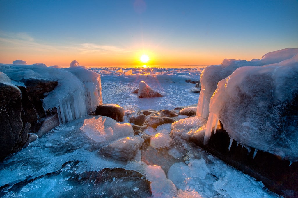 Fun Winter Getaway - Beacon Pointe | Duluth Lakeview Hotel on Lake ...